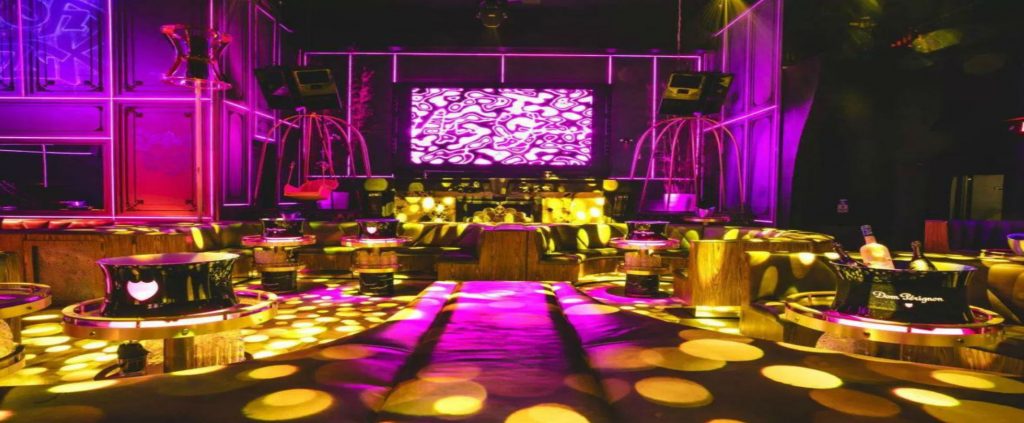 Mr. Jones Miami - VIP Tables and Prices I Club Bookers Miami