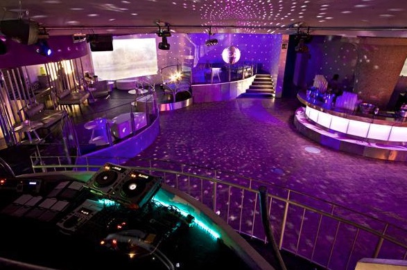 Art Cafe Rome - VIP Tables and Prices I Club Bookers Rome