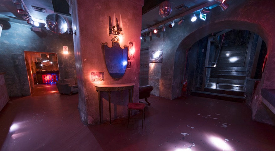 Shari Vari Rome - VIP Tables and Prices I Club Bookers Rome