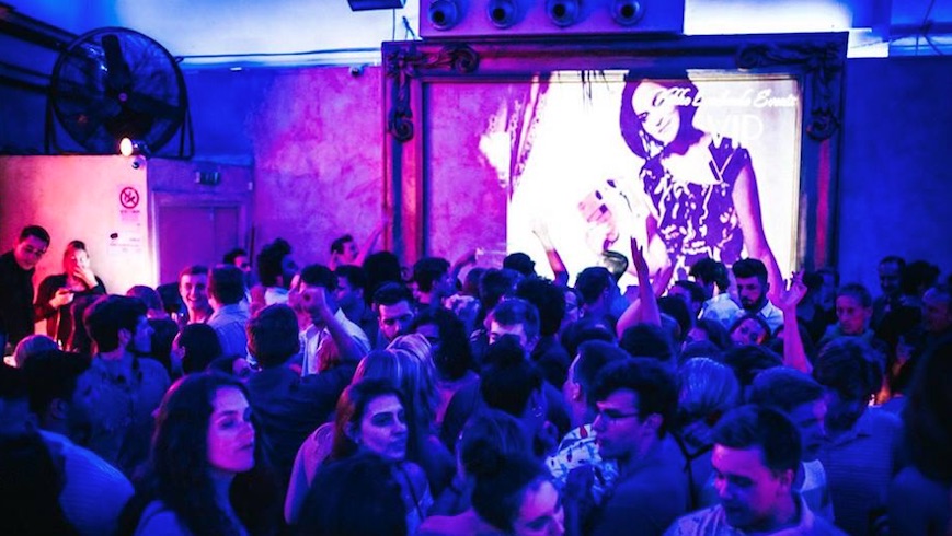 Shari Vari Rome - VIP Tables and Prices I Club Bookers Rome