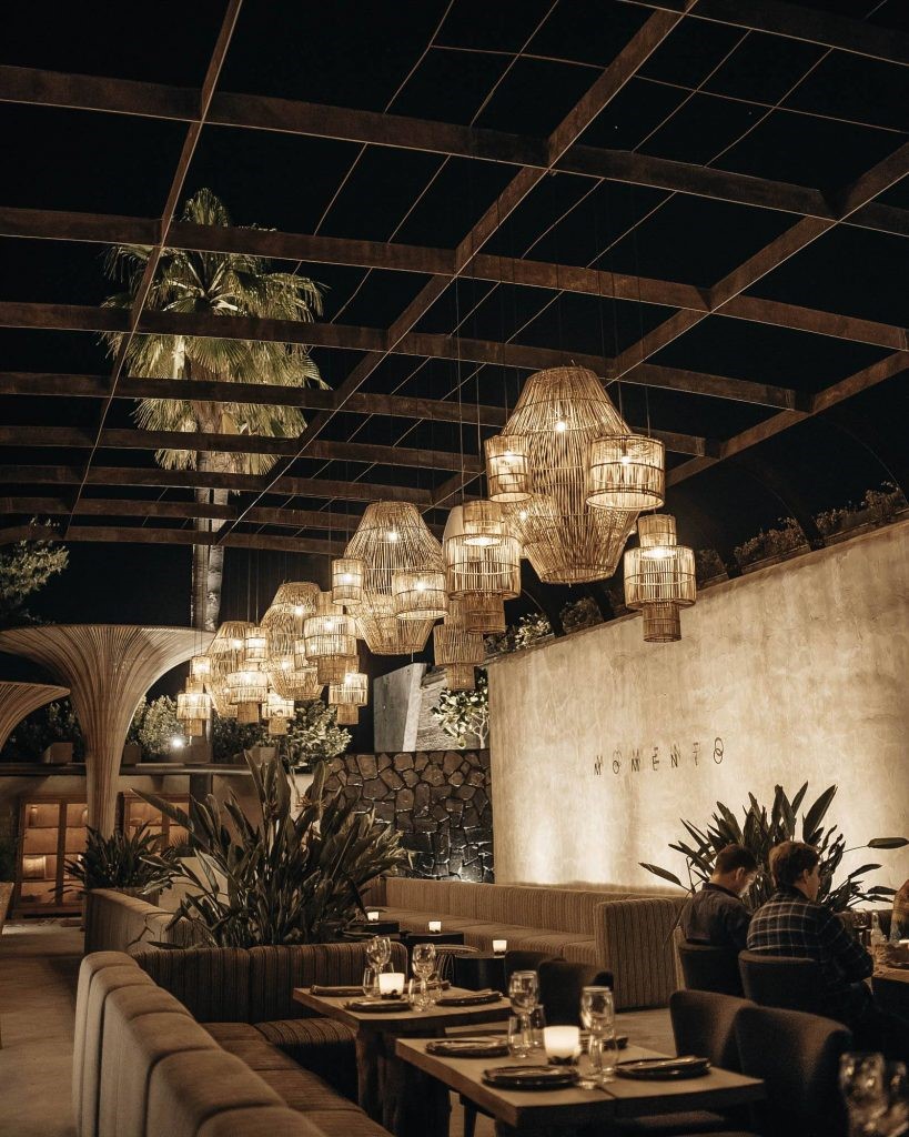 Momento Marbella - Bottle Service and VIP Table Booking